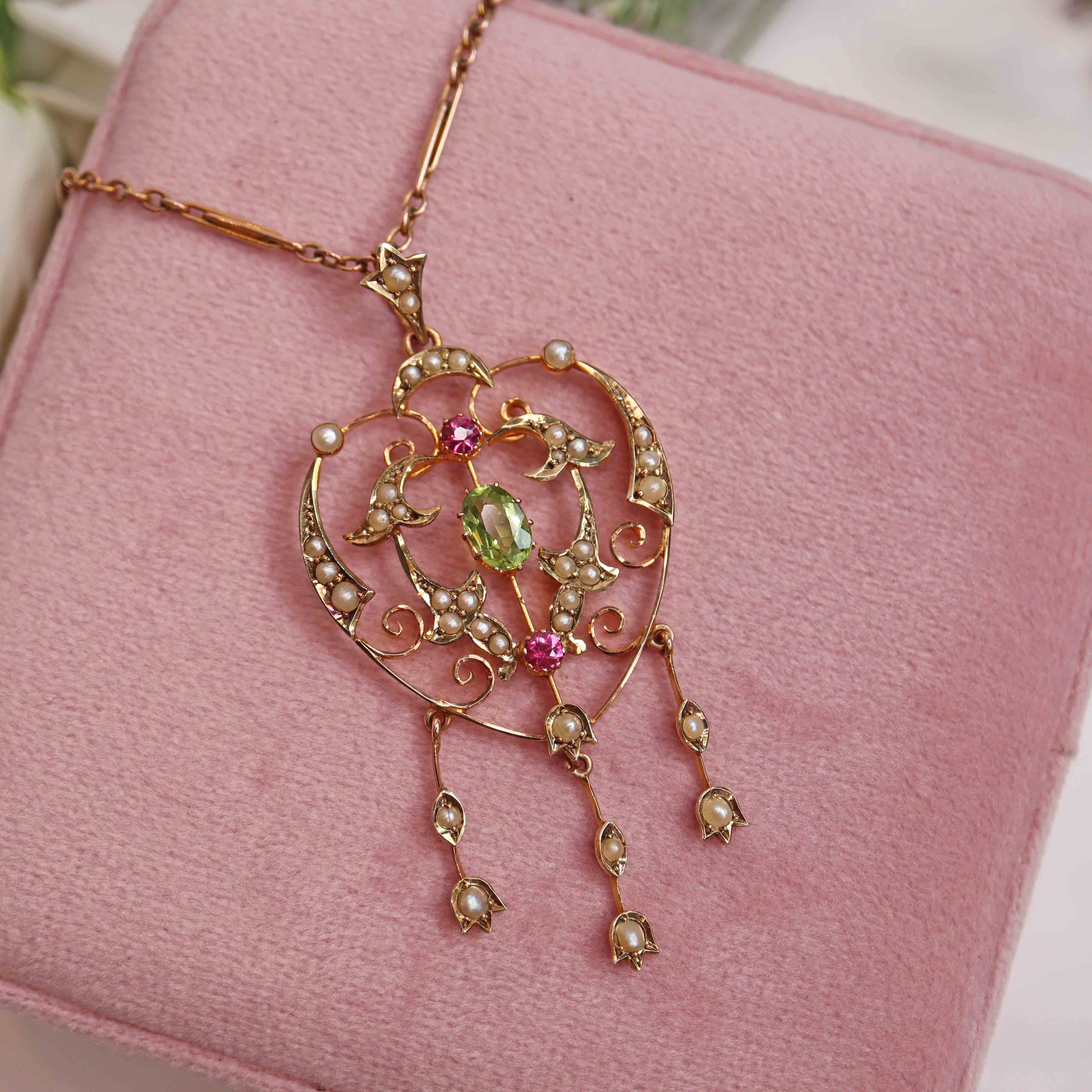 One-of-a-kind Vintage & Antique Pendants – Ellibelle Jewellery