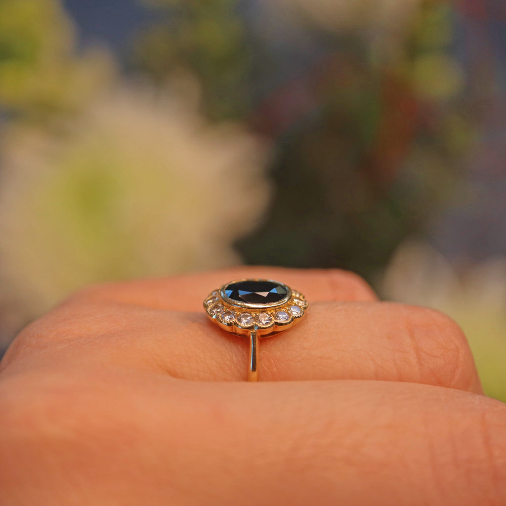 VINTAGE SAPPHIRE & DIAMOND BEZEL CLUSTER RING – Ellibelle Jewellery